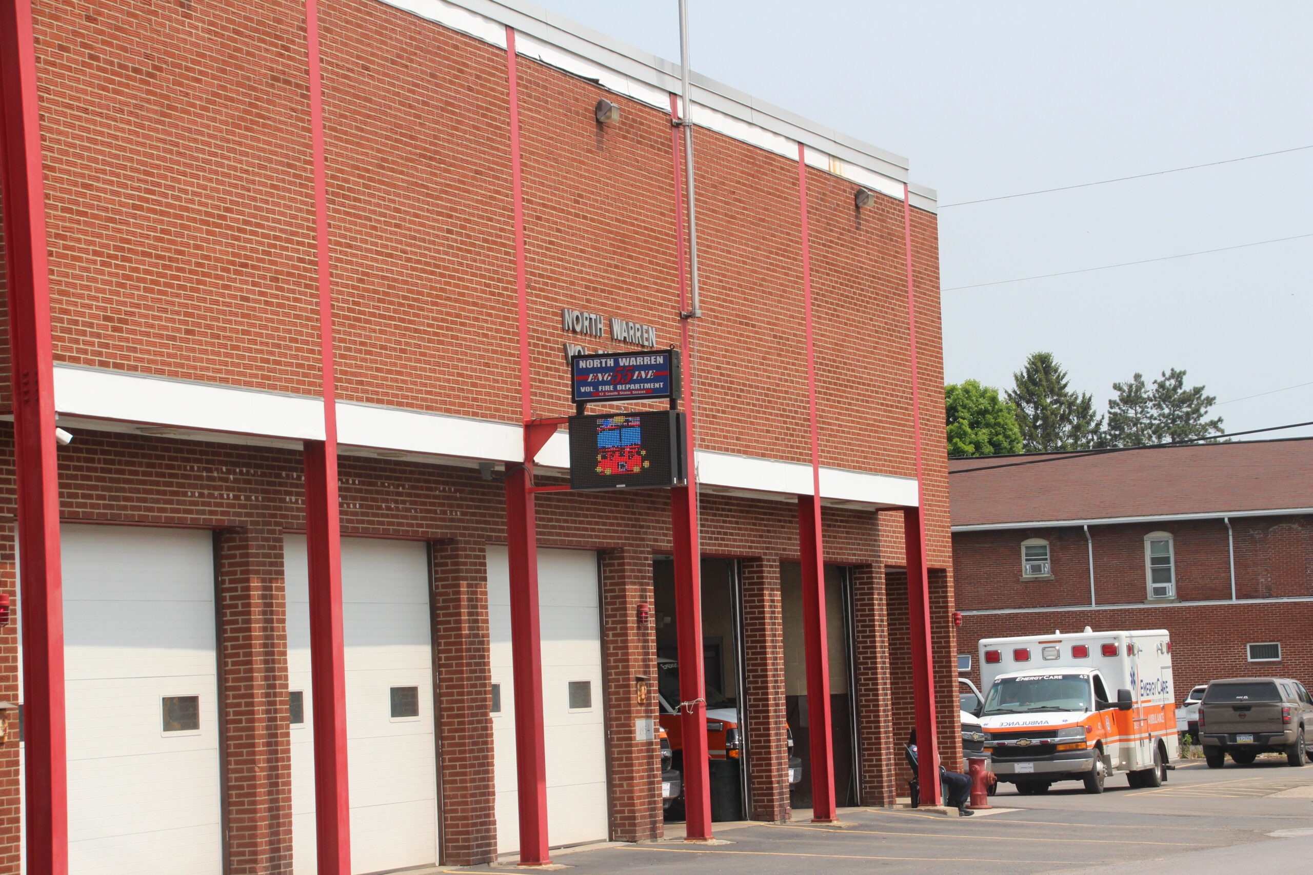 Volunteer fire departments still struggle to recruit | News, Sports ...